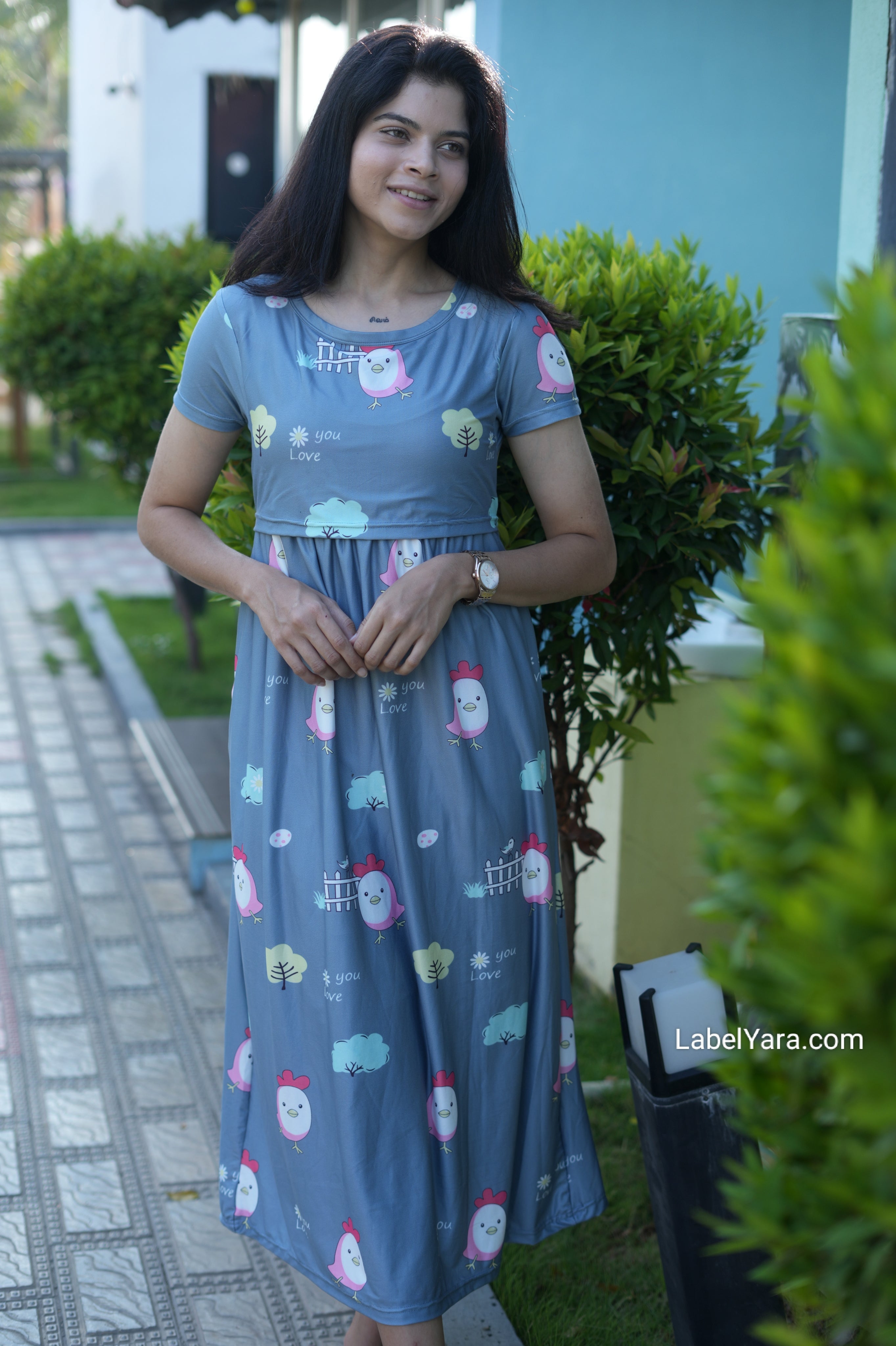 Chikoo – Label Yara